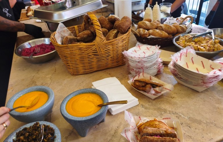 Cremería Americana inauguró el Artisan Test Bakery (ATB). – STYLED LIFE ...